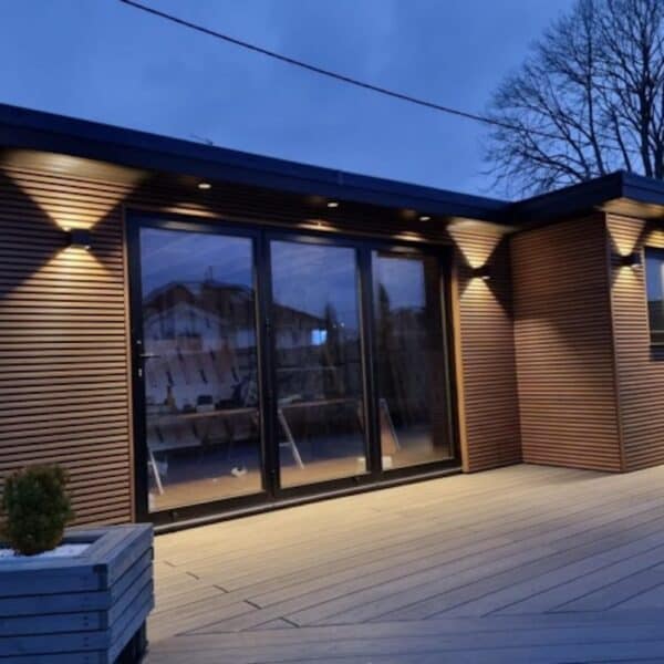 BROWN CEDAR SHADOW GAP CLADDING - Hardy Landscaping