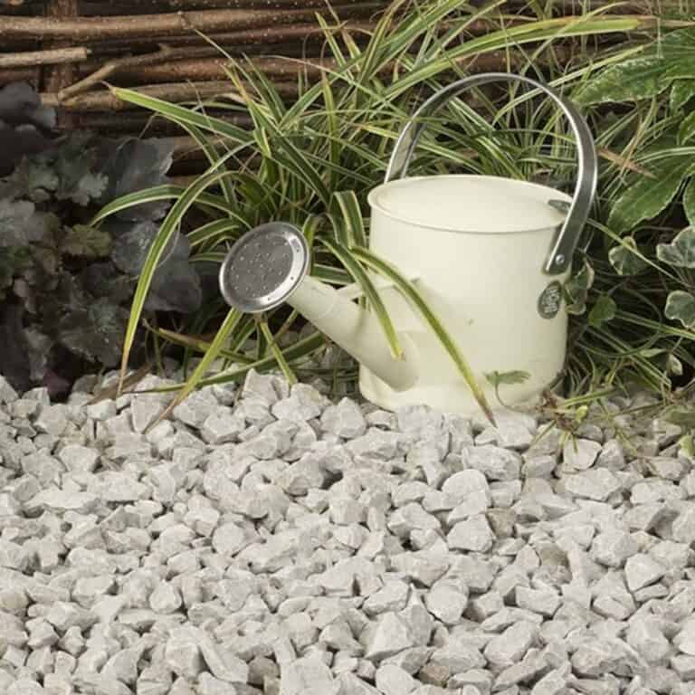White Limestone Gravel 20mm - Hardy Landscaping